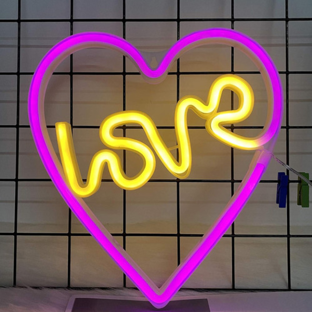 Cartel neón love USB en forma de corazón - Oportunidades Vip